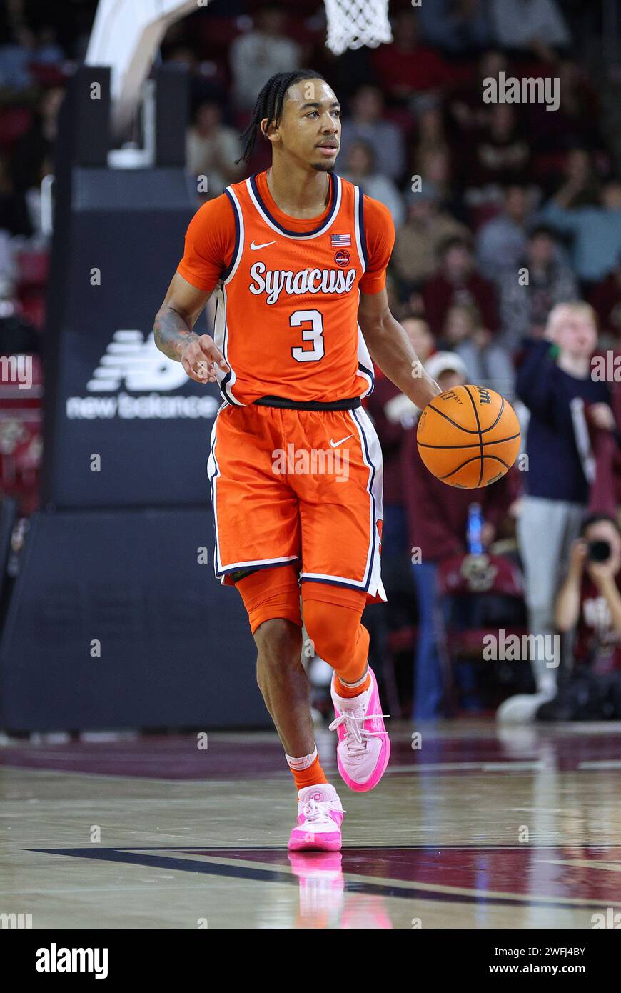 CHESTNUT HILL, MA - JANUARY 30: Syracuse Orange guard Judah Mintz (3 ...