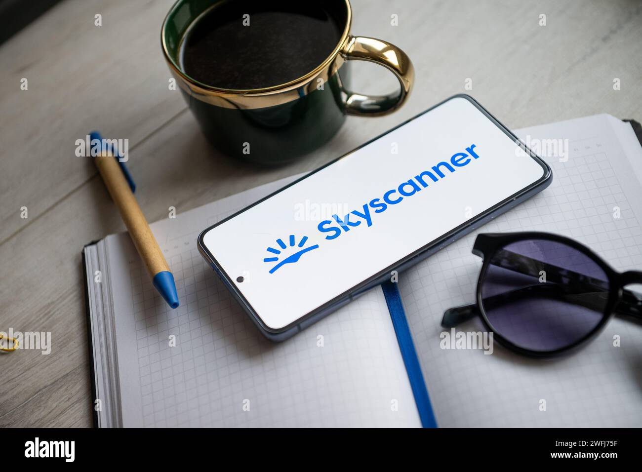 Logo skyscanner hi-res stock photography and images - Alamy