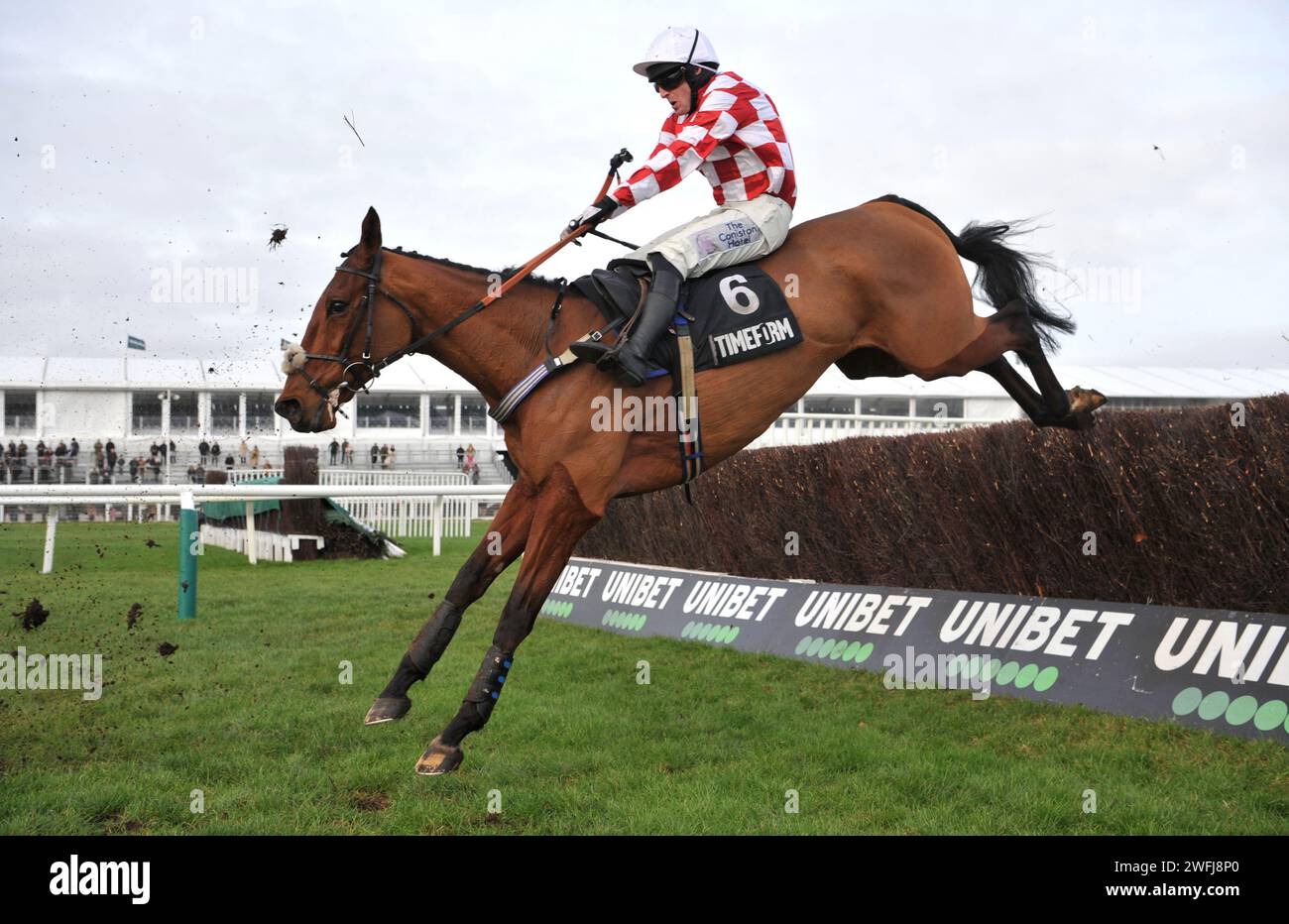 Cheltenham festival 2024 gold cup hi-res stock photography and images ...