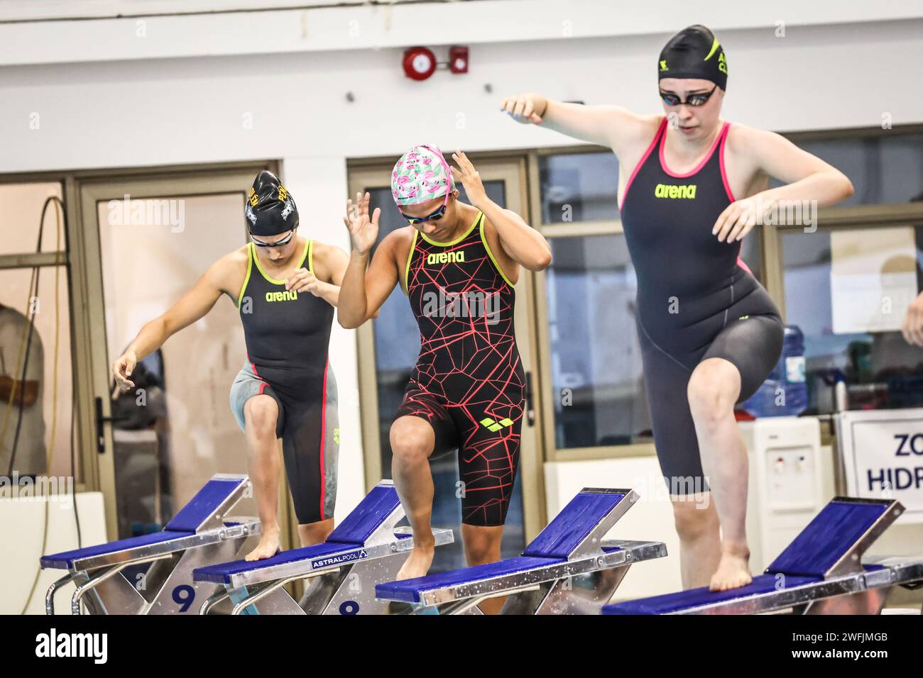 Santiago, Chile. 25th Jan, 2024. Swimmers participate in the 2024 ...