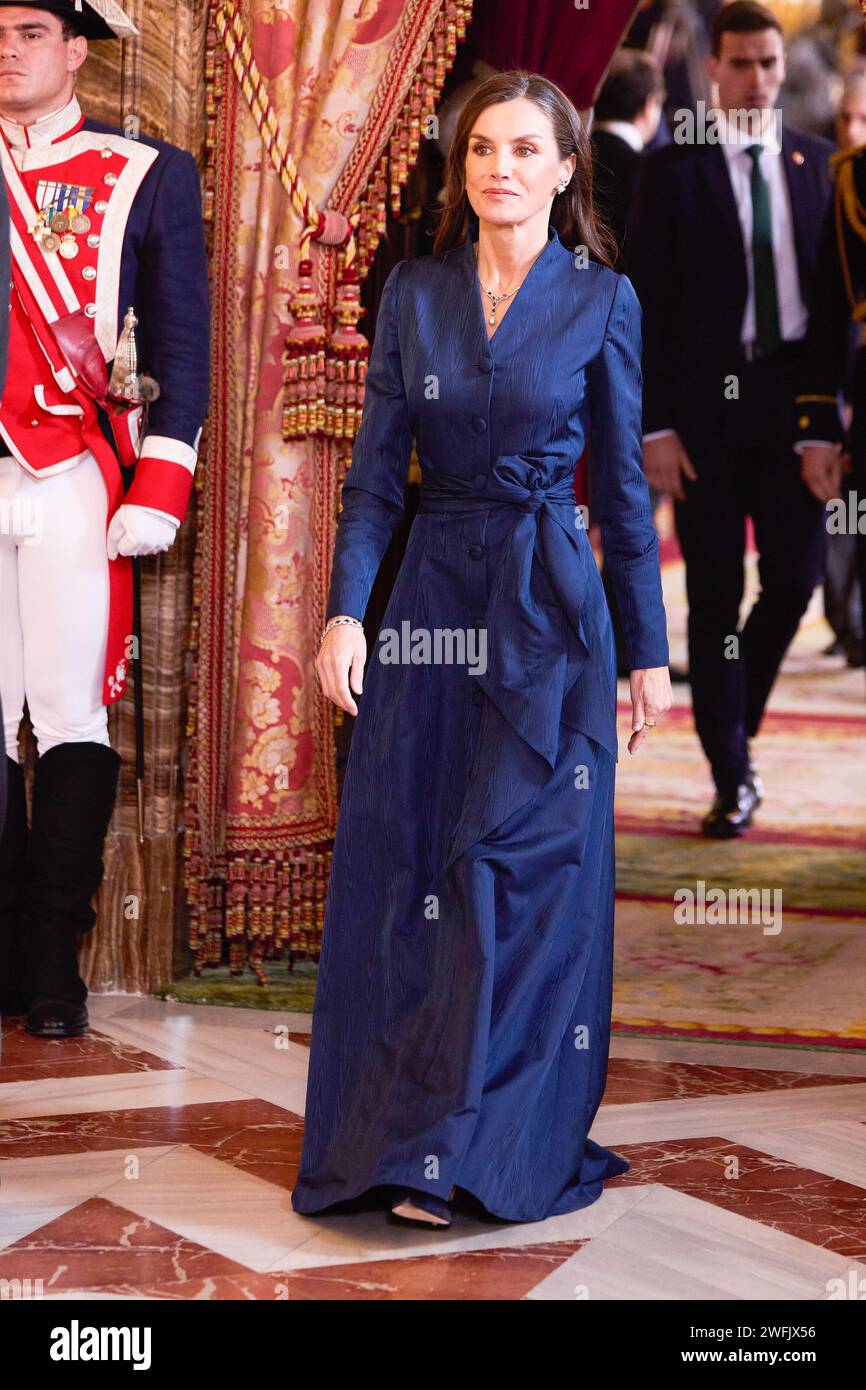 King Felipe VI of Spain and Queen Letizia of Spain Received Foreign ...