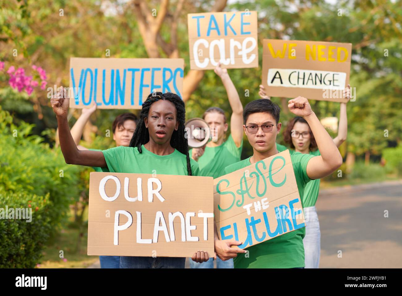 Diverse group activists people hi-res stock photography and images - Alamy