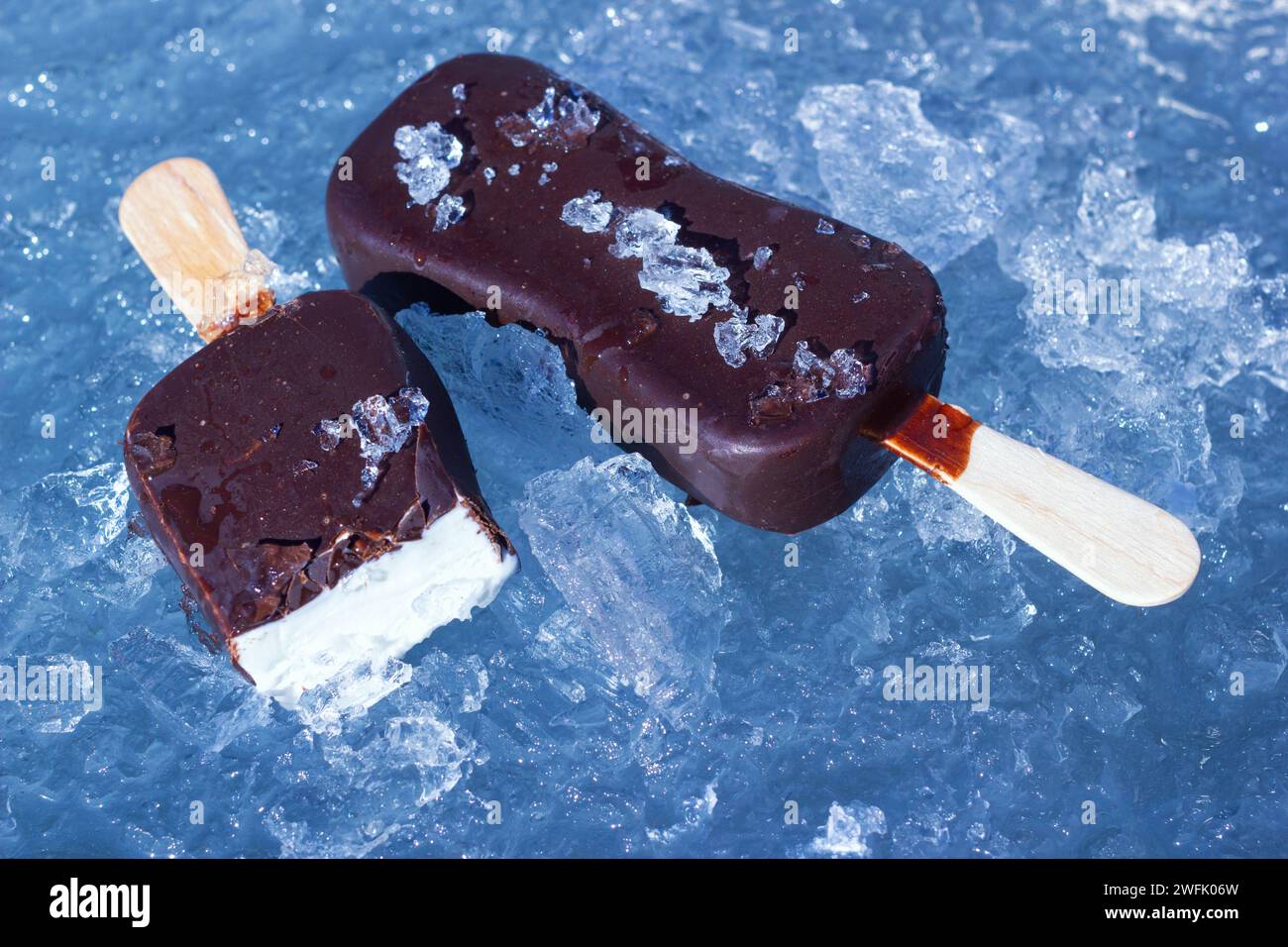 Melted ice cream bar hi-res stock photography and images - Alamy