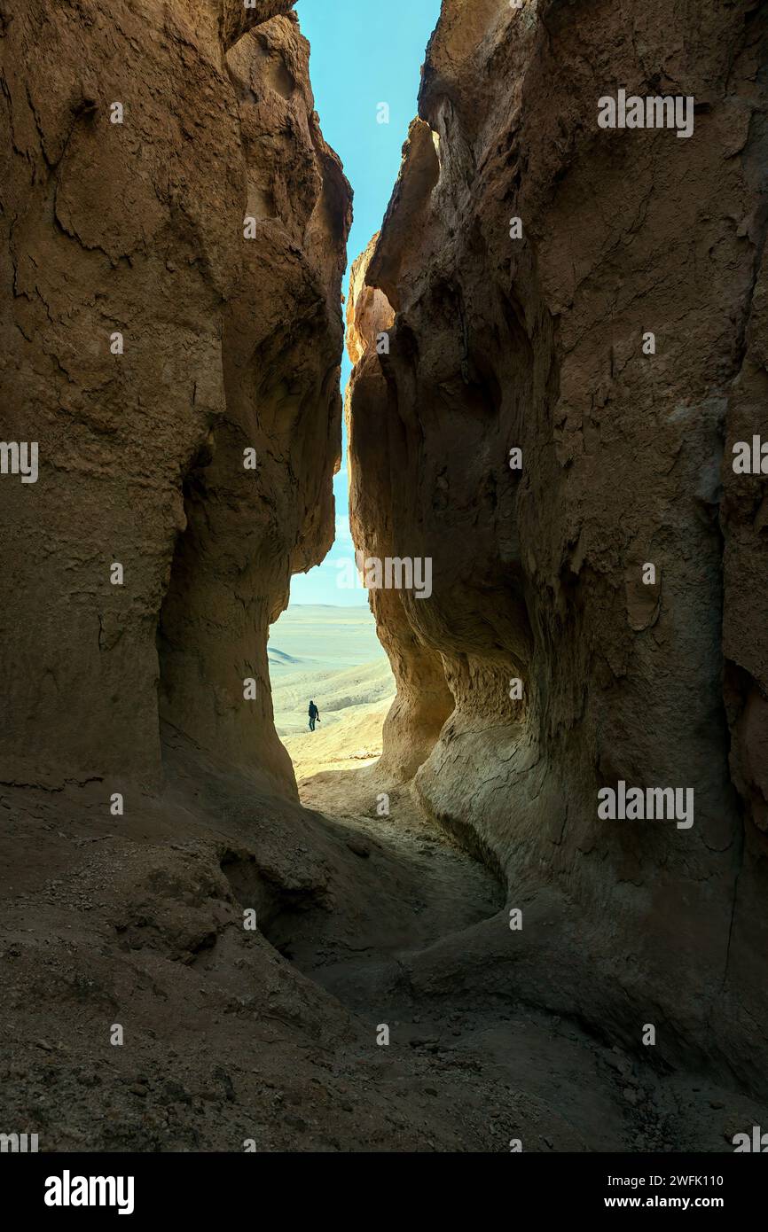 Journey into the Heart of the Desert: Discovering the Mesmerizing Caves ...
