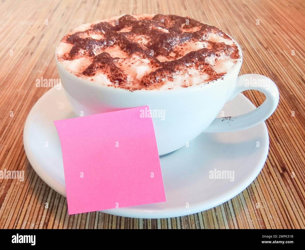 Hot desk sign hi-res stock photography and images - Alamy