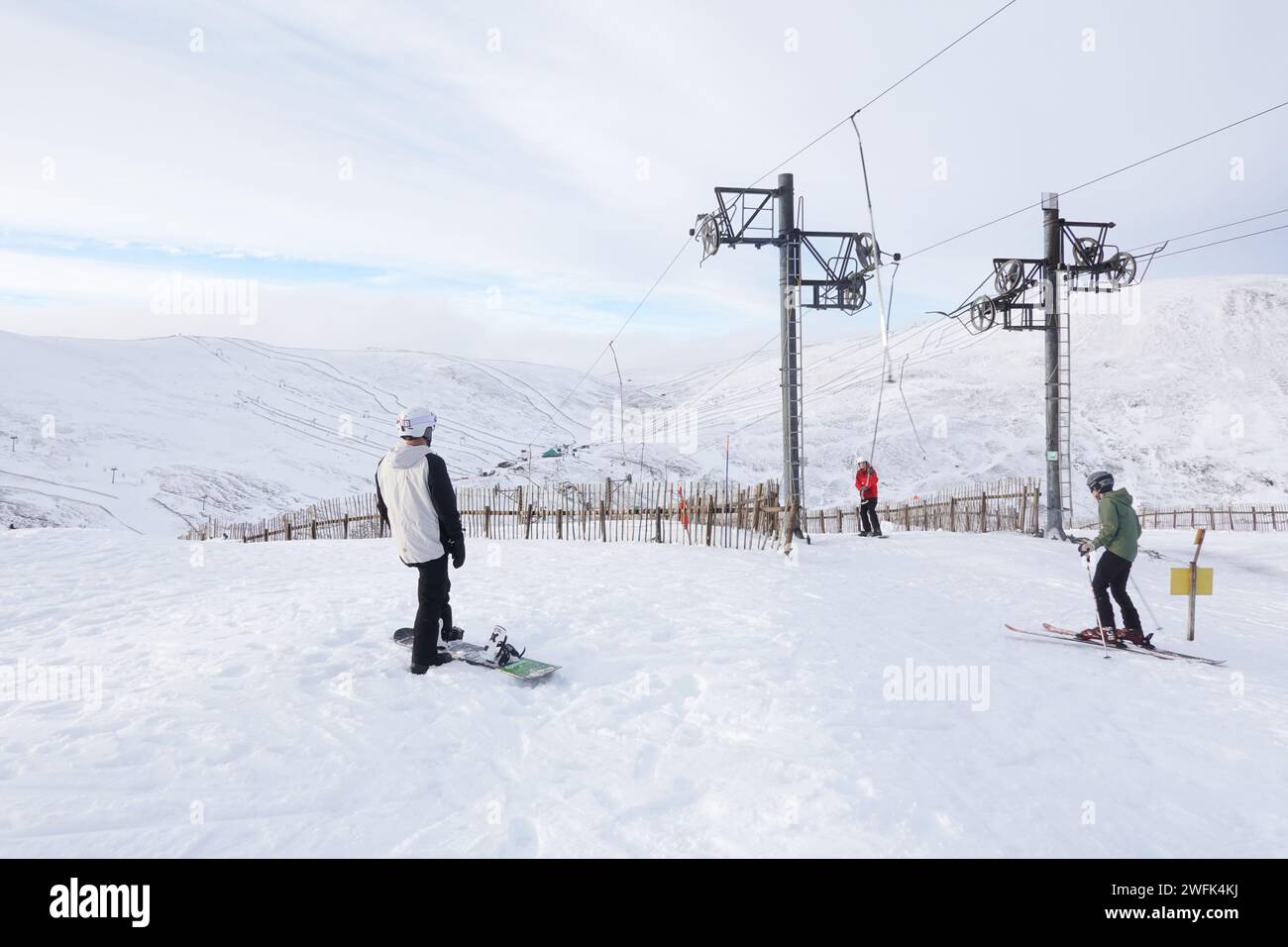 Glenshee ski resort, Scotland's largest Ski Area, Cairngorms, Glenshee ...