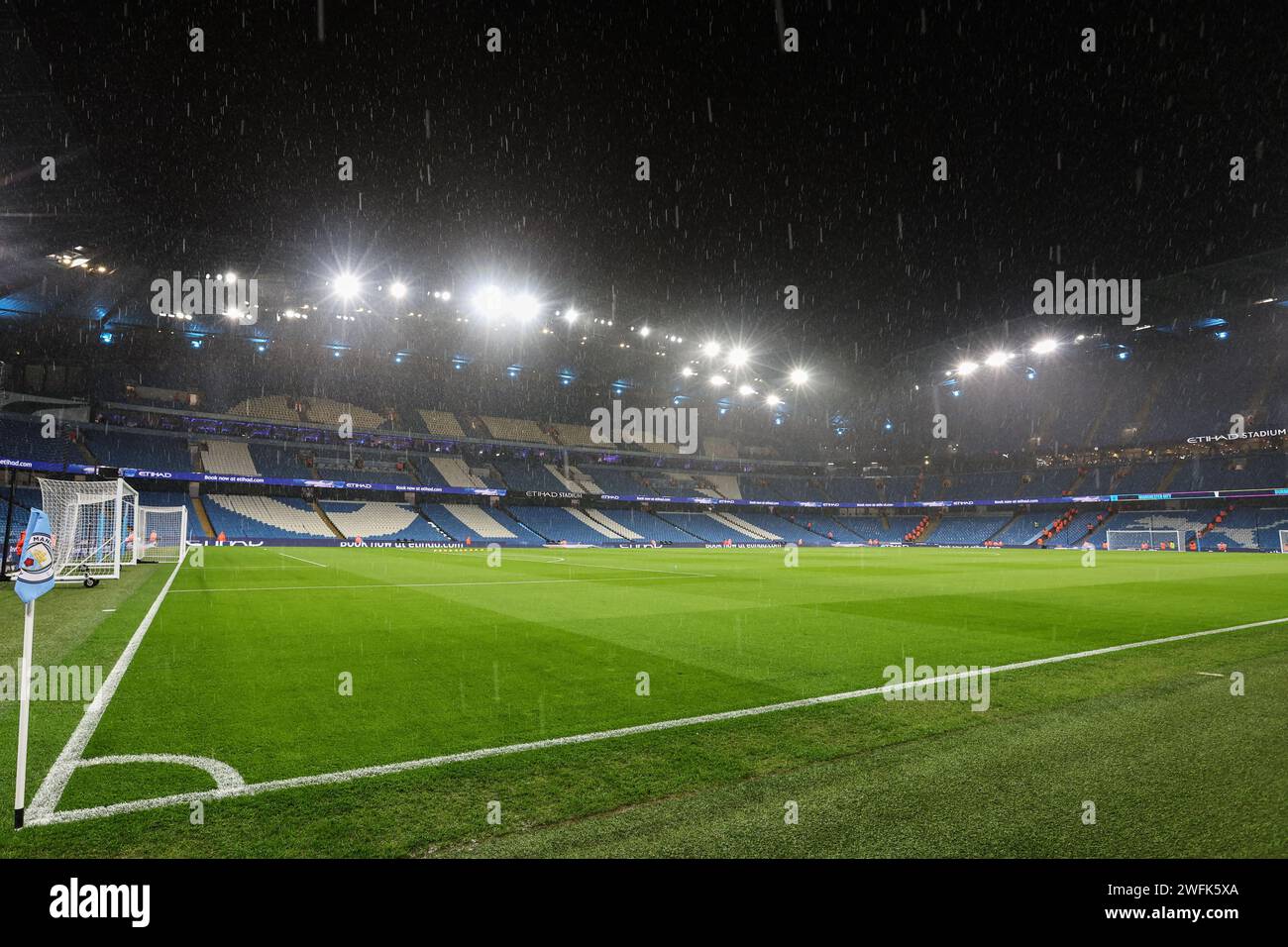 Manchester city burnley etihad general hi-res stock photography and ...