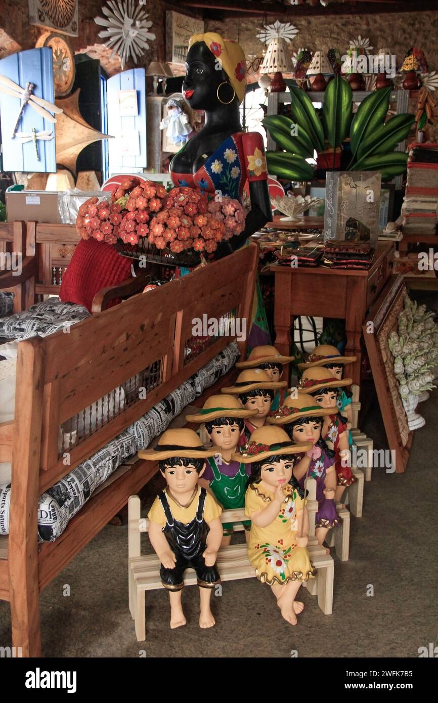 Colonial craft hi-res stock photography and images - Alamy