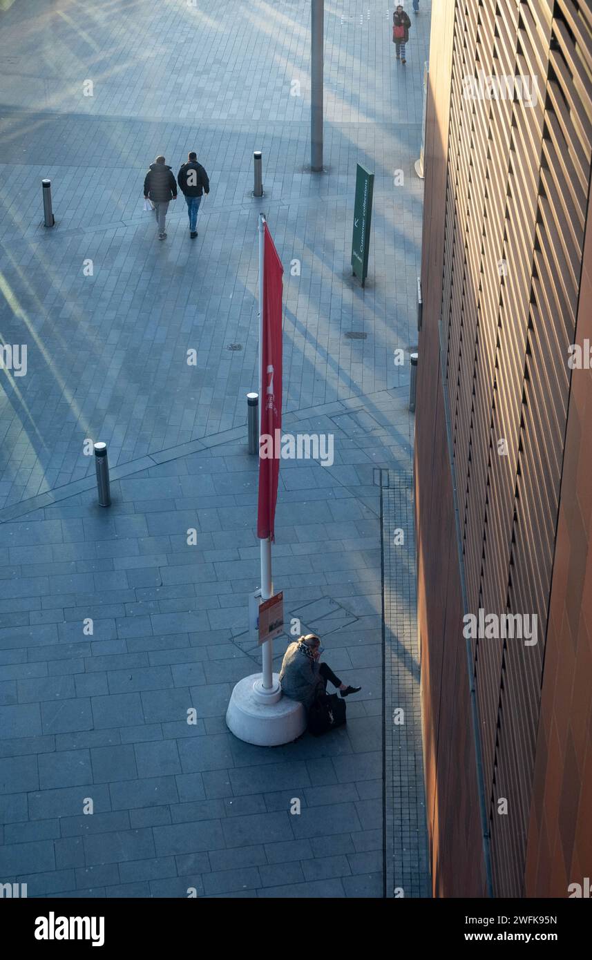 Overhead walkway hi-res stock photography and images - Alamy