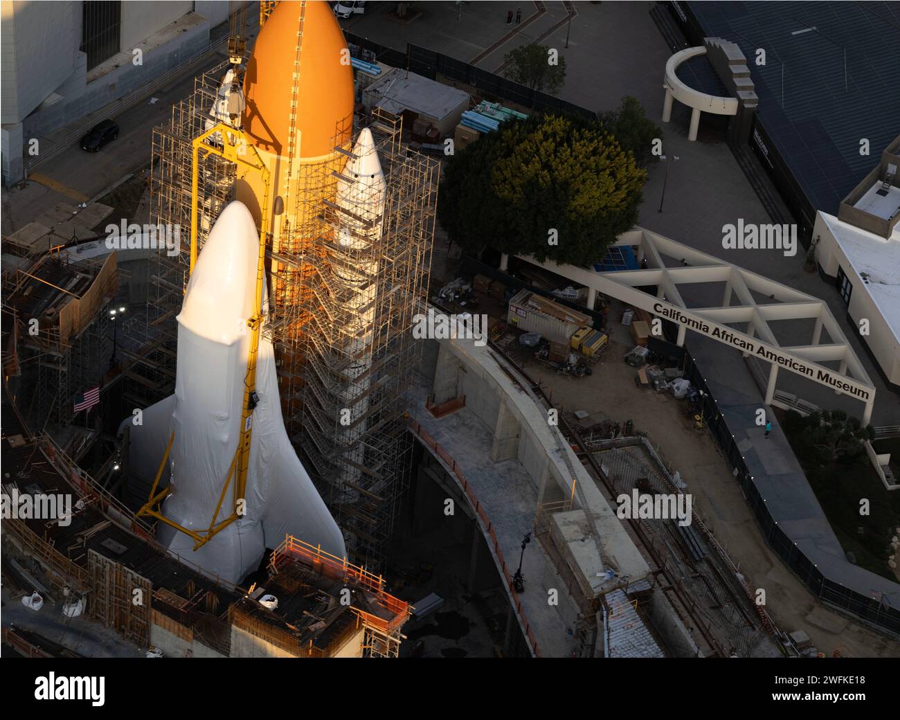 Los Angeles, USA. 14th Dec, 2023. The space shuttle Endeavour is ...
