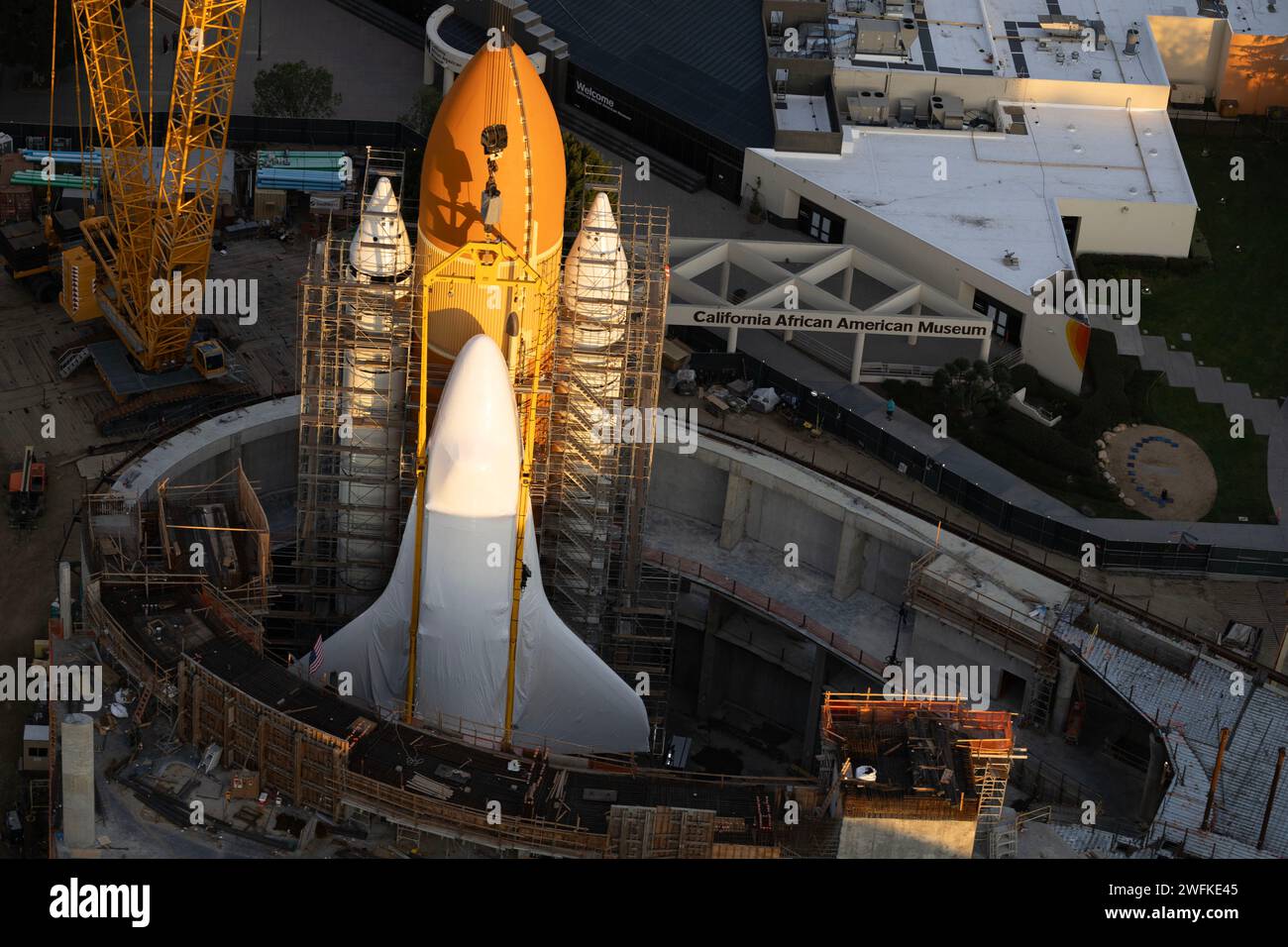 Los Angeles, USA. 14th Dec, 2023. The space shuttle Endeavour is ...