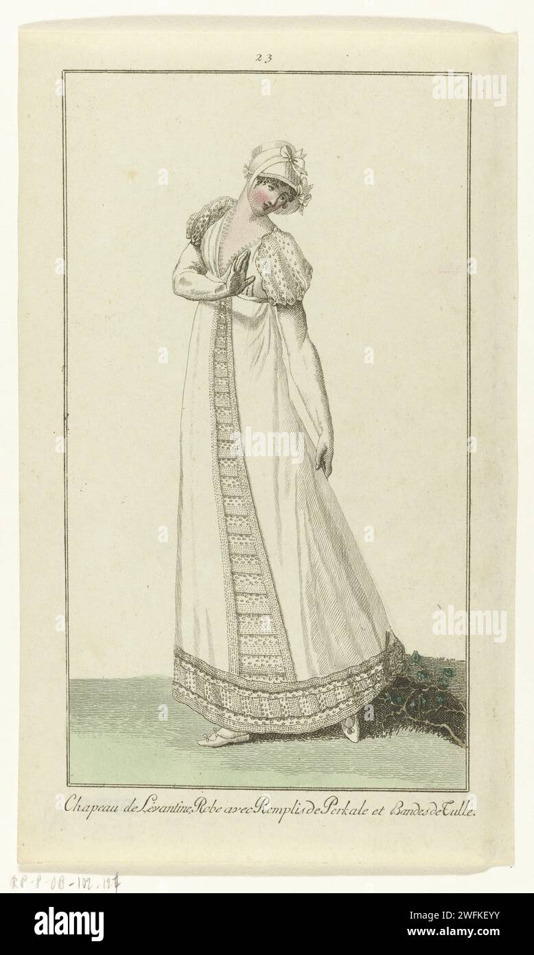 White percale robe hi-res stock photography and images - Alamy