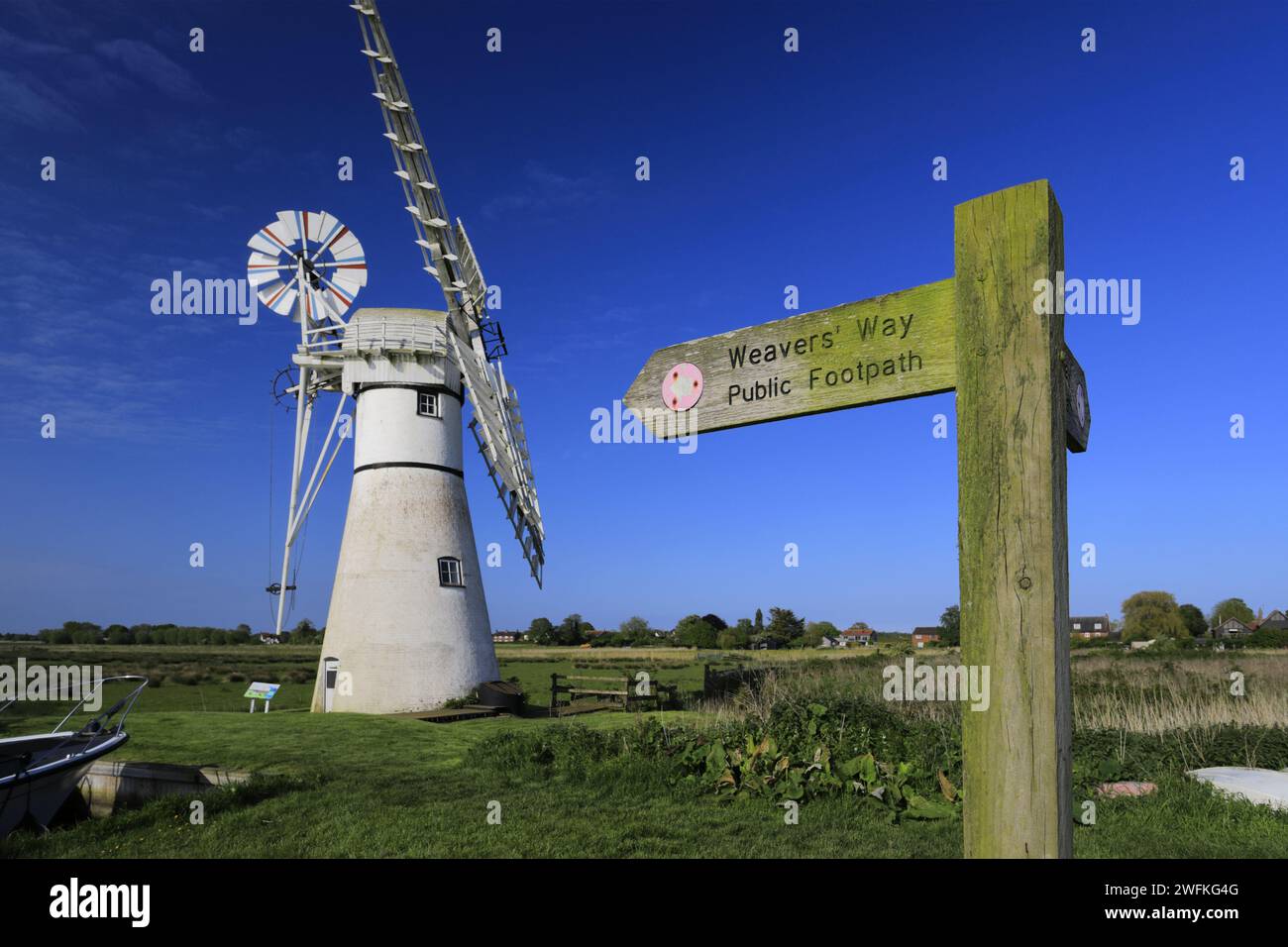 View of Thurne windmill on the river Thurne, Norfolk Broads National ...