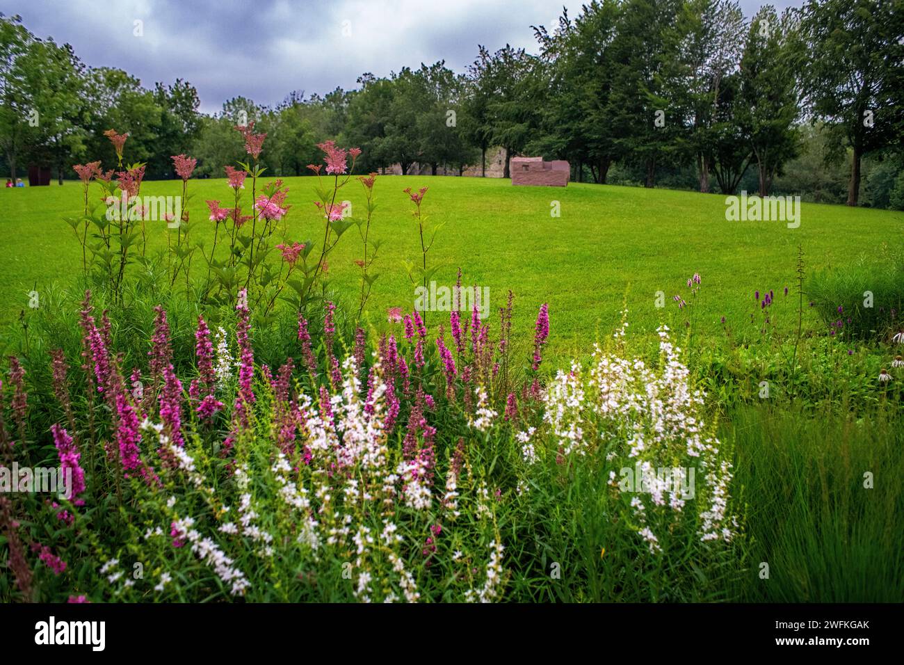 The Chillida-Leku Museum, sculptures in gardens and forests of the ...