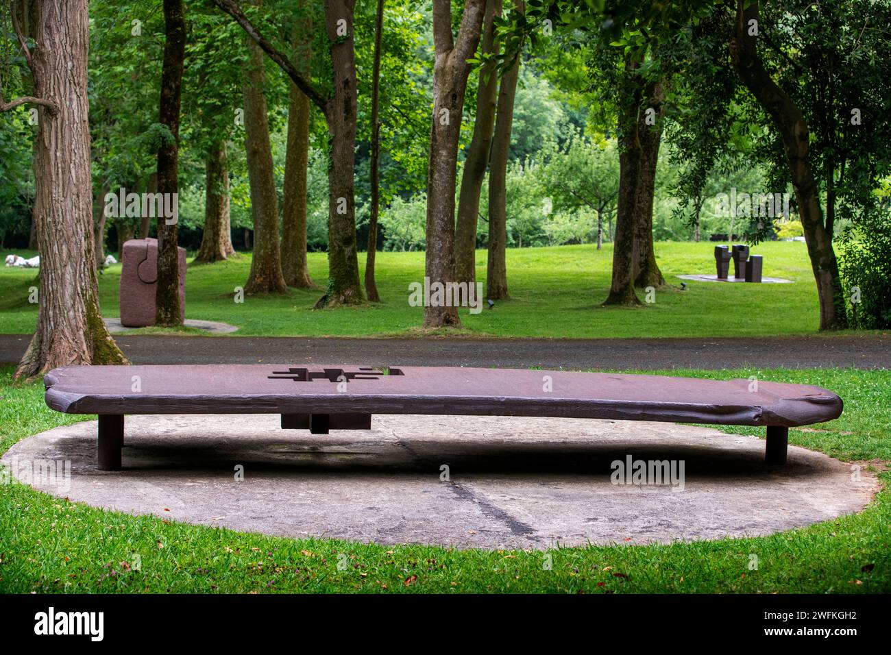 The Chillida-Leku Museum, sculptures in gardens and forests of the ...