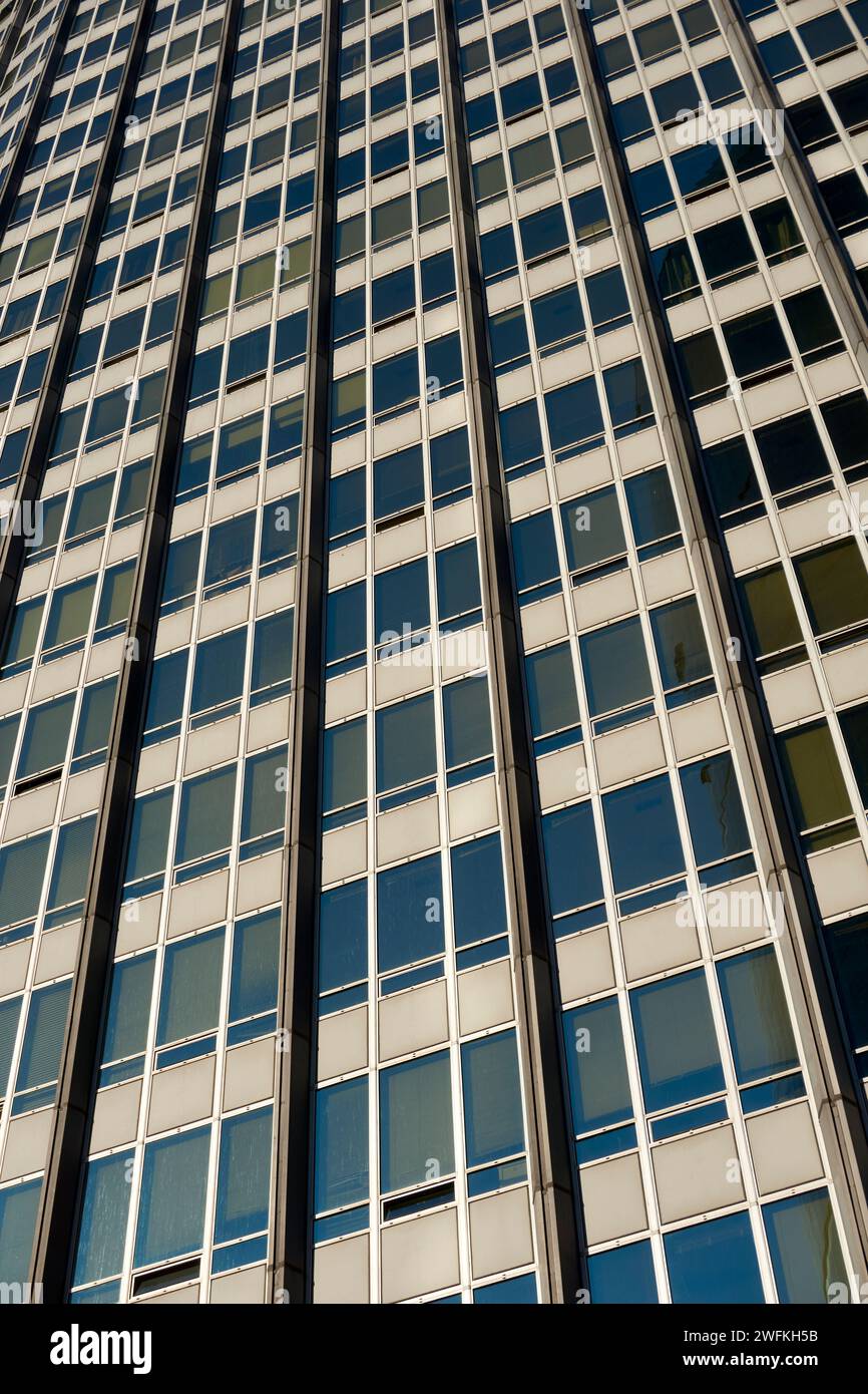 Office tower detail hi-res stock photography and images - Alamy