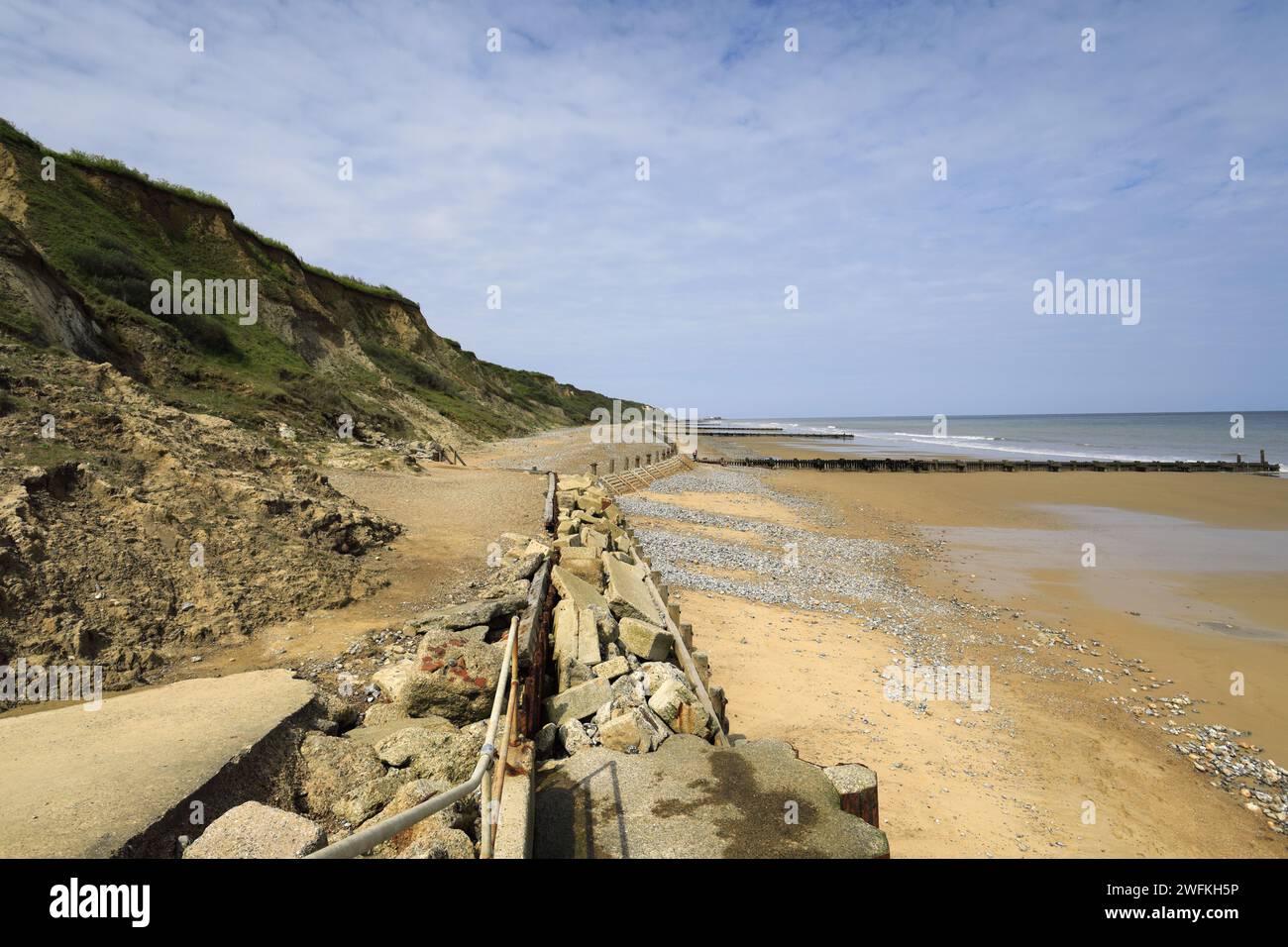 The North Norfolk coast path, Overstrand beach, North Norfolk Coast ...