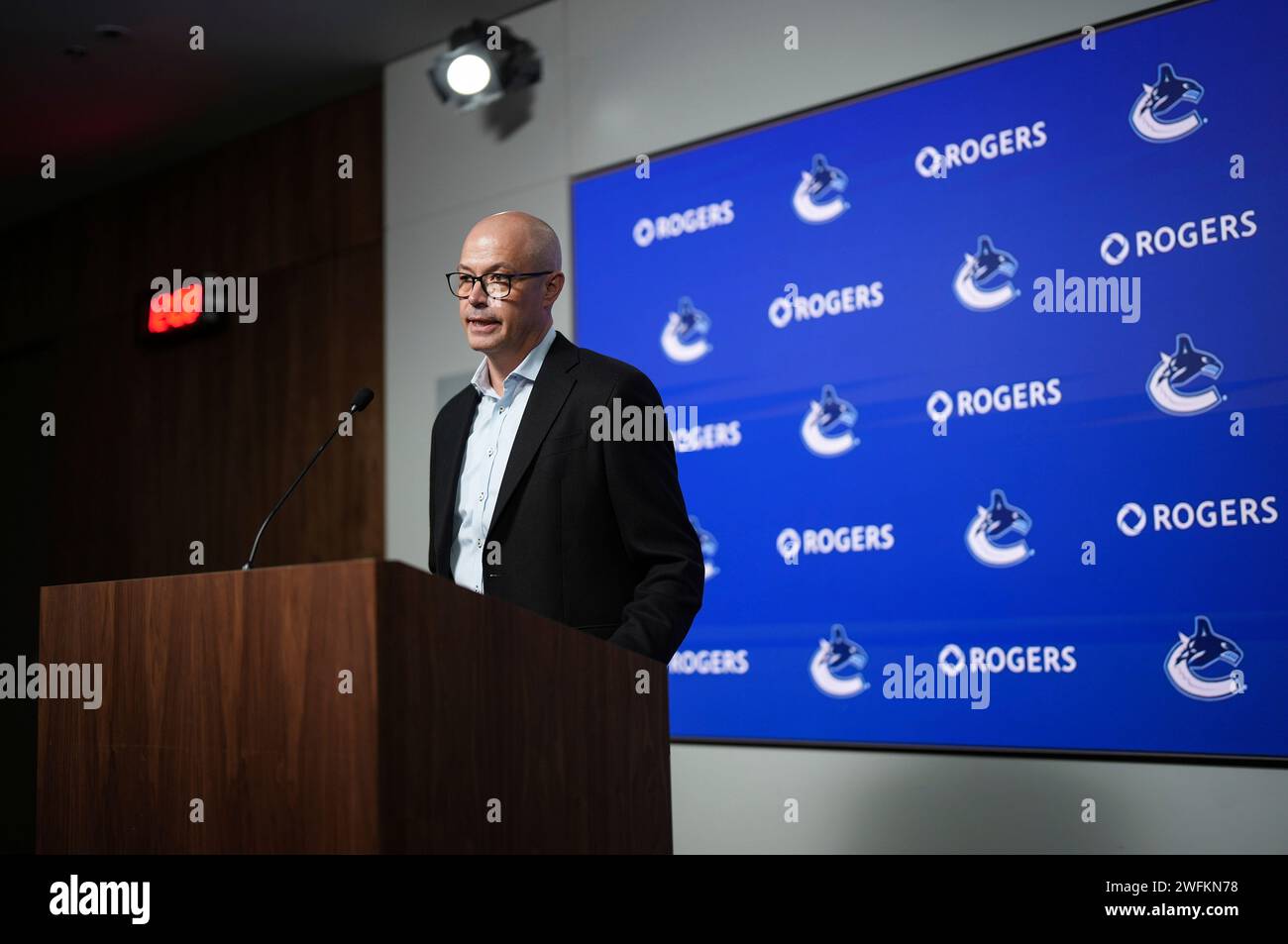 Vancouver Canucks general manager Patrik Allvin speaks during a news ...