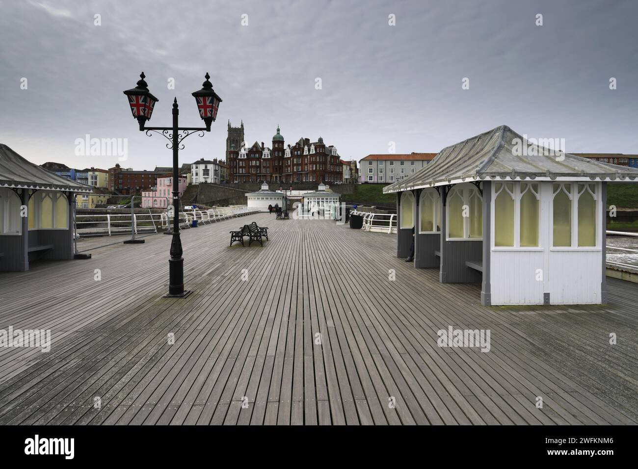 The promenade and Pavilion Theatre Pier at Cromer town, North Norfolk ...