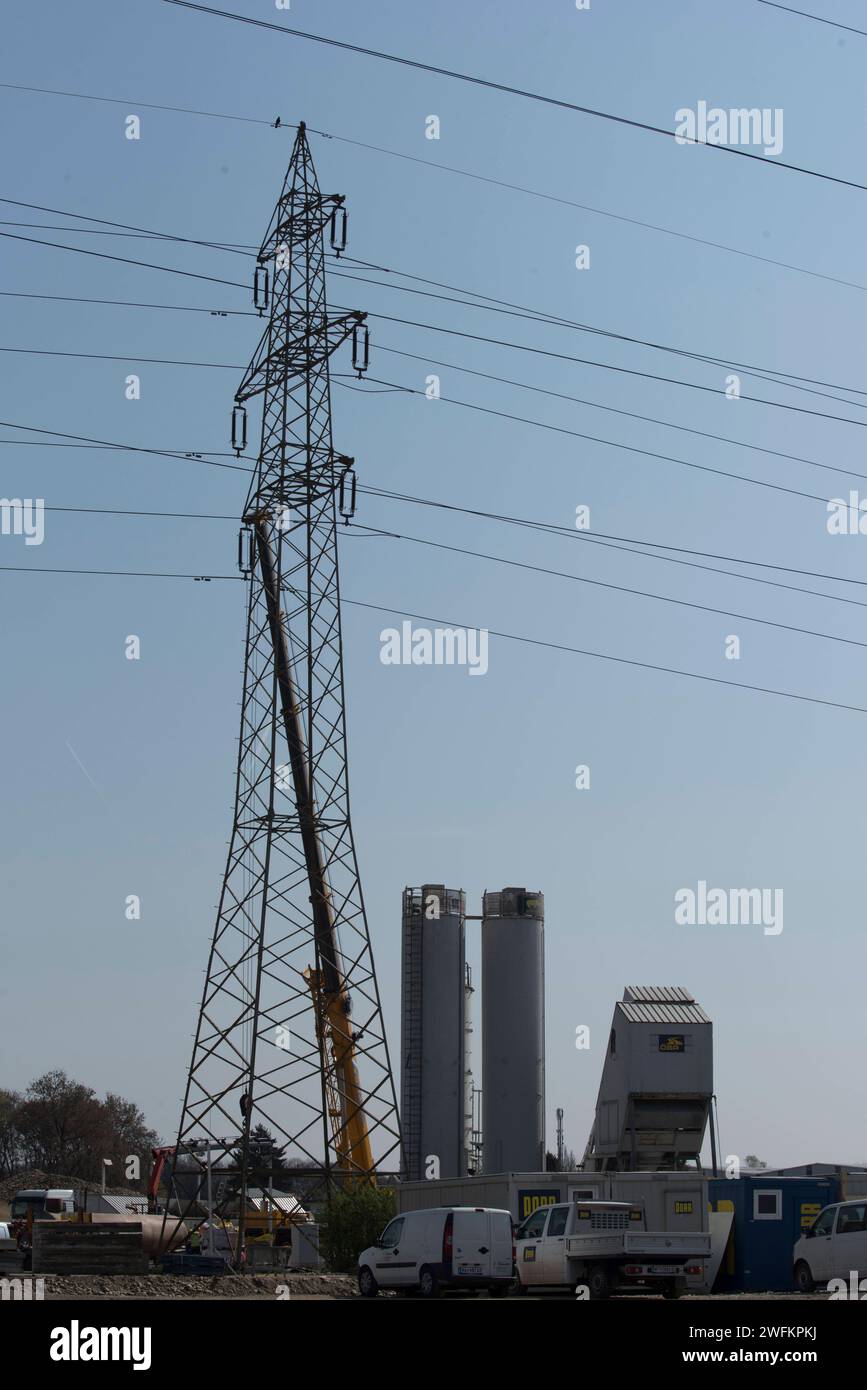 power and electricity supply sign ,energy consumption and green ...