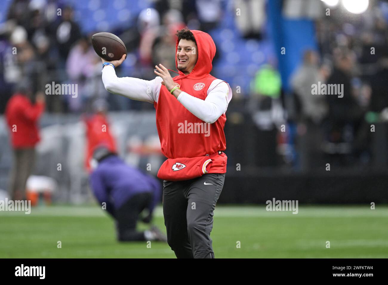 Kansas City Chiefs quarterback Patrick Mahomes throws before the AFC ...