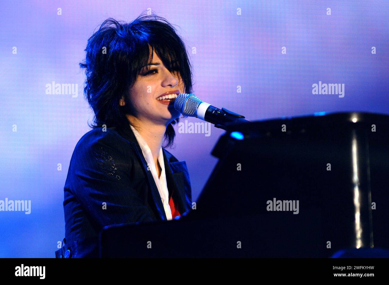 Milan Italy 2006-04-24 : Dolcenera, Italian singer, during the live ...