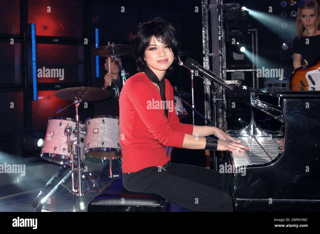 Dolcenera cantante italiana hi-res stock photography and images - Alamy