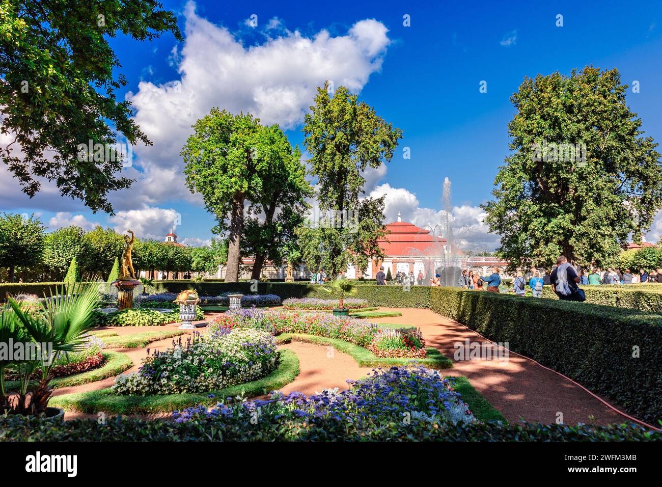 St. Petersburg, Russia - August 23, 2023: Fountains of Peterhof. View ...