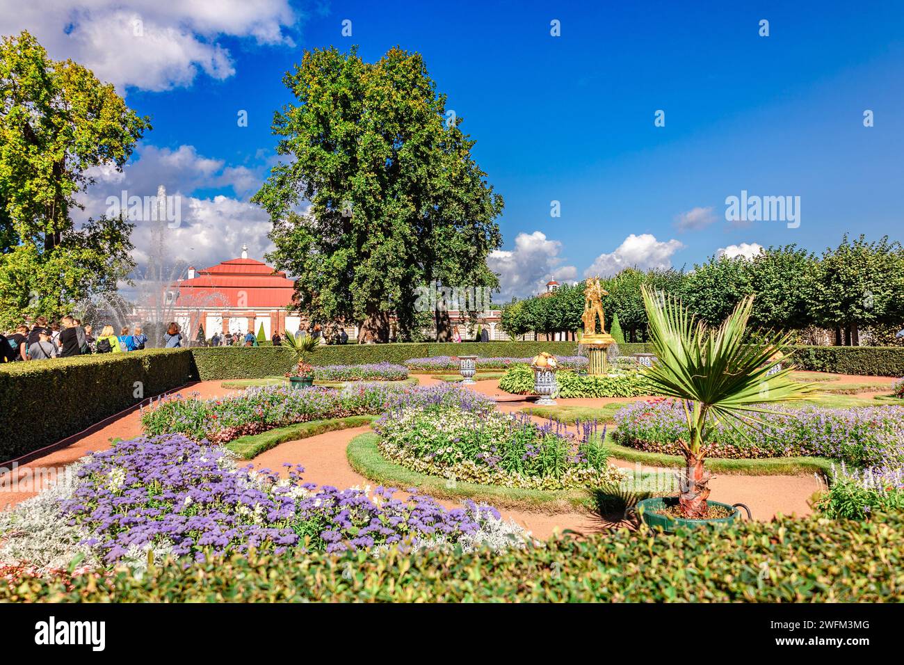 St. Petersburg, Russia - August 23, 2023: Fountains of Peterhof. View ...