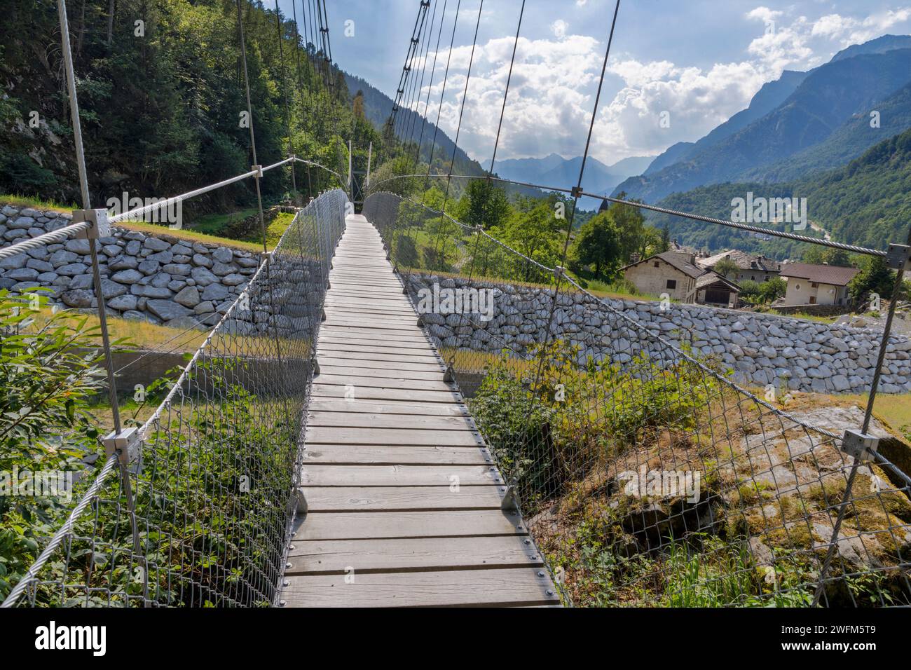 Birge hi-res stock photography and images - Alamy
