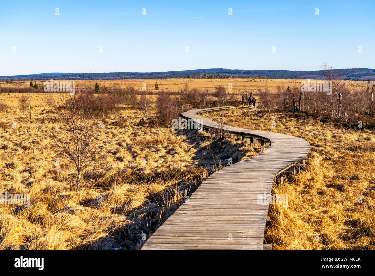 Raised walkways hi-res stock photography and images - Alamy