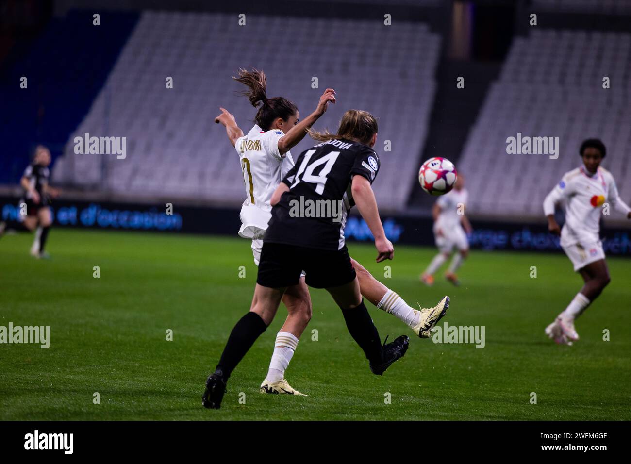 France. 31st Jan, 2024. Danielle Van de Donk (17 Olympique Lyonnais ...