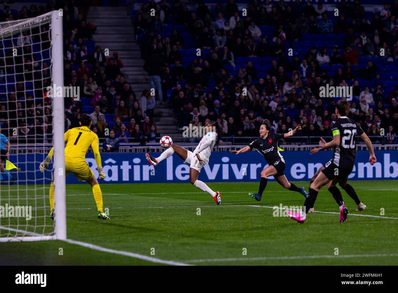 France. 31st Jan, 2024. Kadidiatou Diani (11 Olympique Lyonnais) in ...