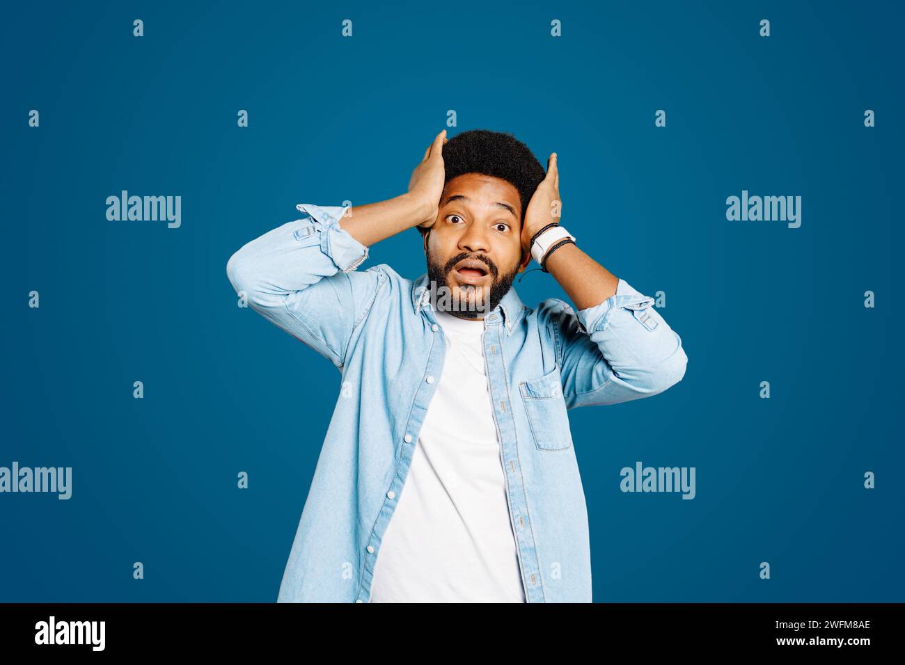 Strong emotional response hi-res stock photography and images - Alamy