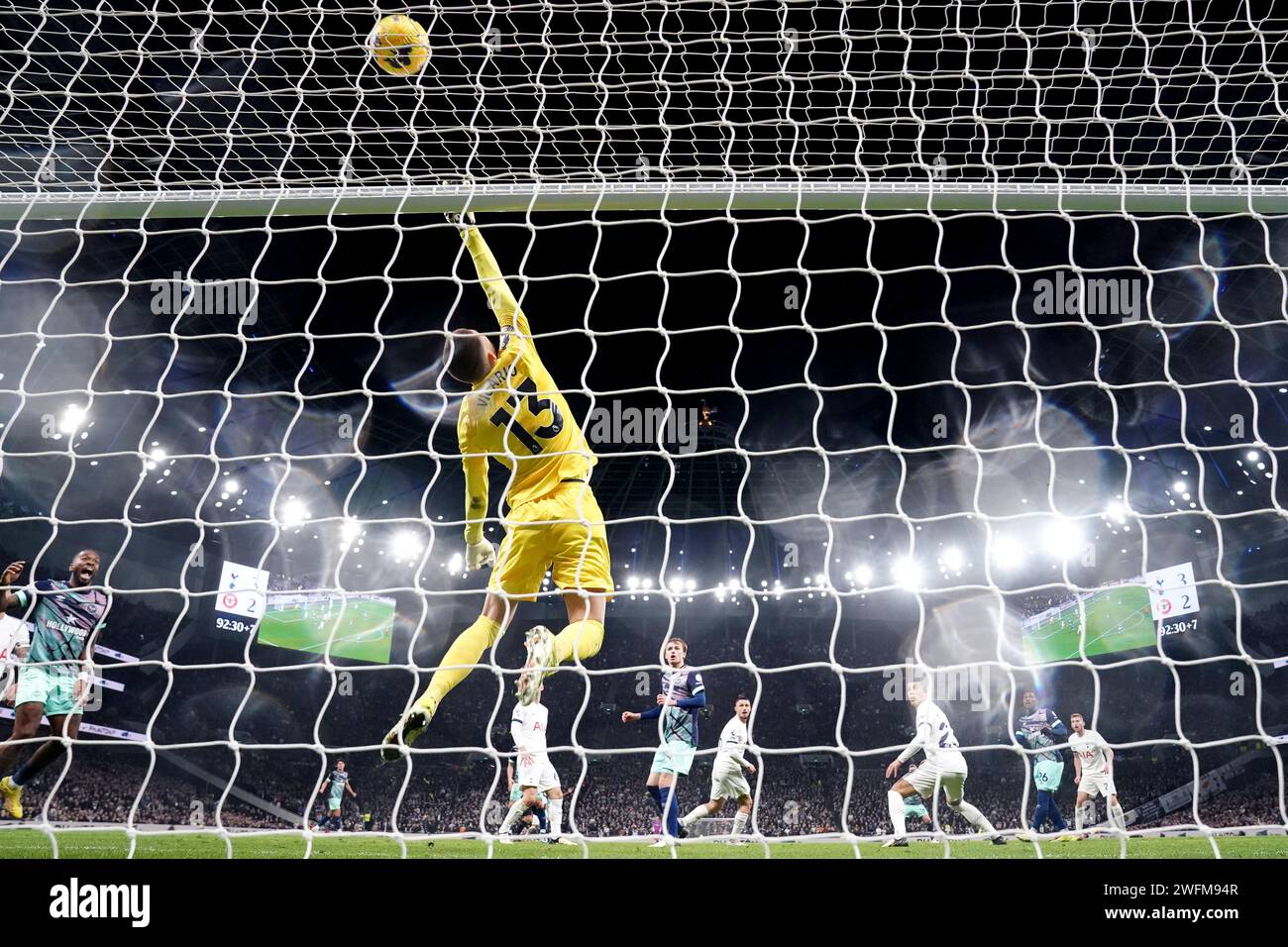 Tottenham hotspur guglielmo vicario hi-res stock photography and images ...