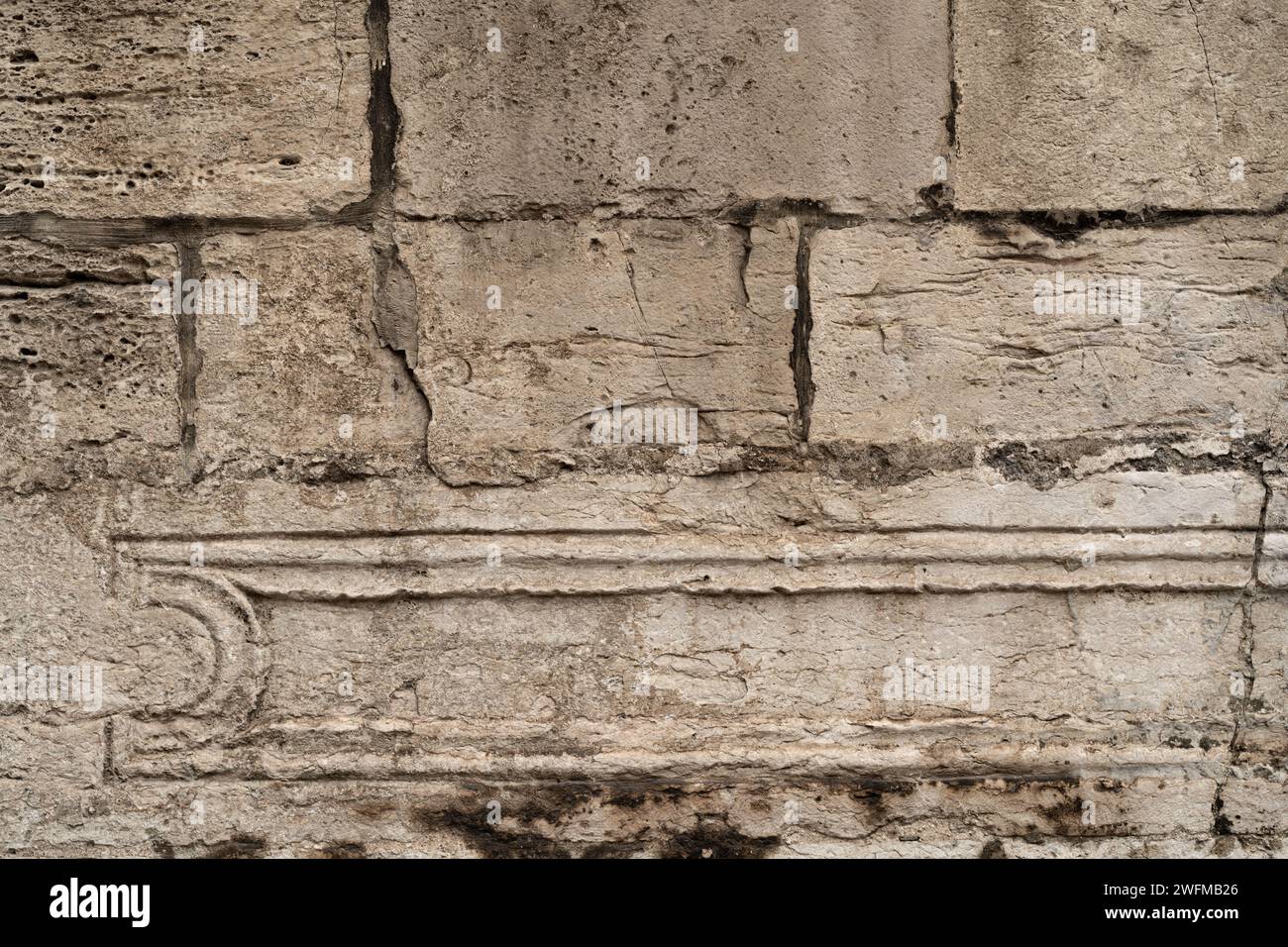 Ancient roman stone wall texture hi-res stock photography and images ...