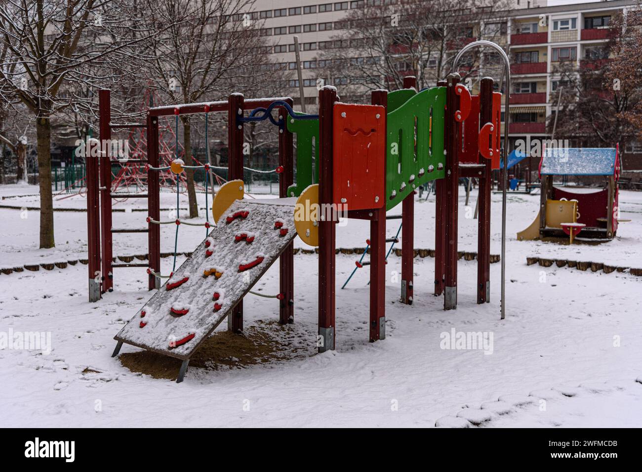 Snow in playground hi-res stock photography and images - Alamy