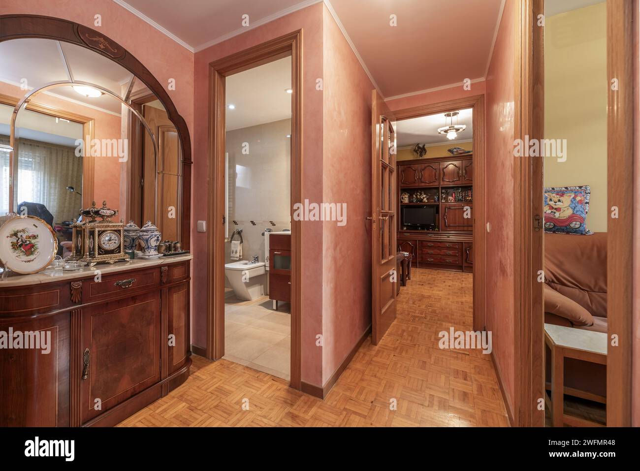 Distributor hallway of a home with slatted parquet floors, wooden ...