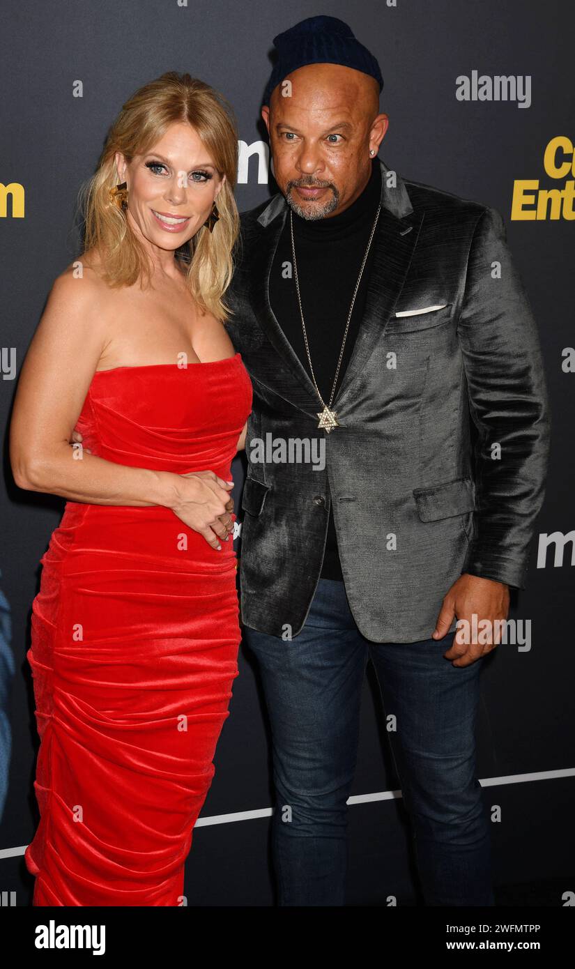 LOS ANGELES, CALIFORNIA - JANUARY 30: (L-R) Cheryl Hines and Chris ...