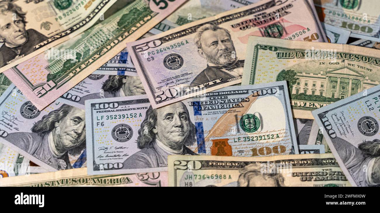 100 dólares hi-res stock photography and images - Alamy