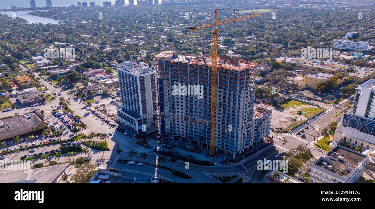 Hollywood bread building hi-res stock photography and images - Alamy