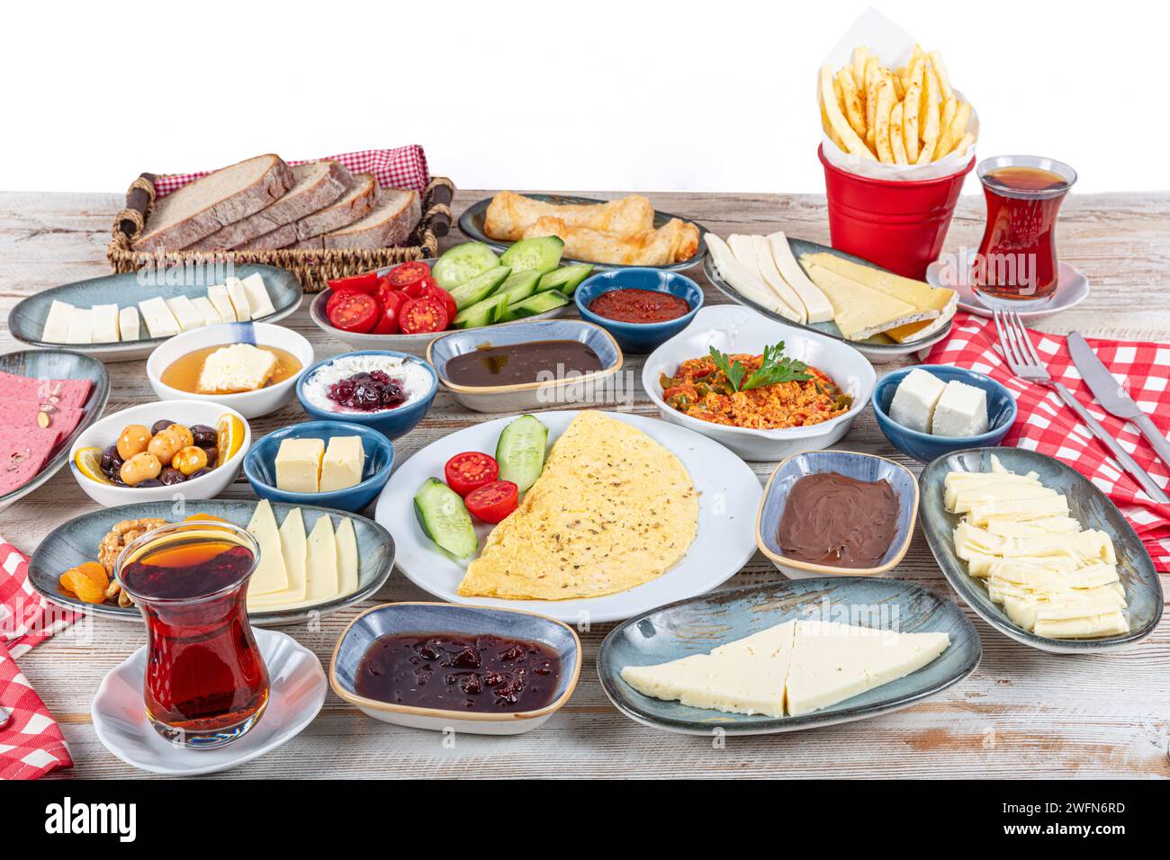 Breakfast table. Traditional Turkish Breakfast Table (Serpme Kahvaltı ...
