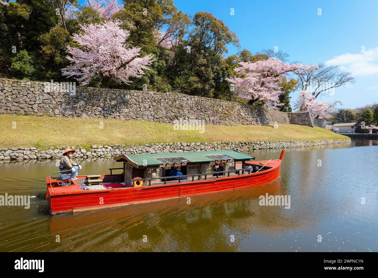 Yakatabune sakura hi-res stock photography and images - Alamy