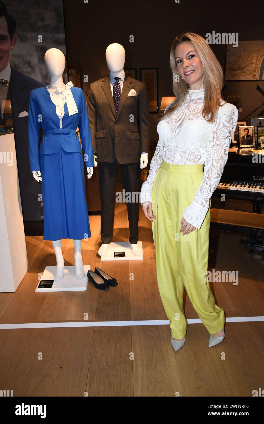 The Netflix Series The Crown Actor Mohammed Kamel and singer Leila ...