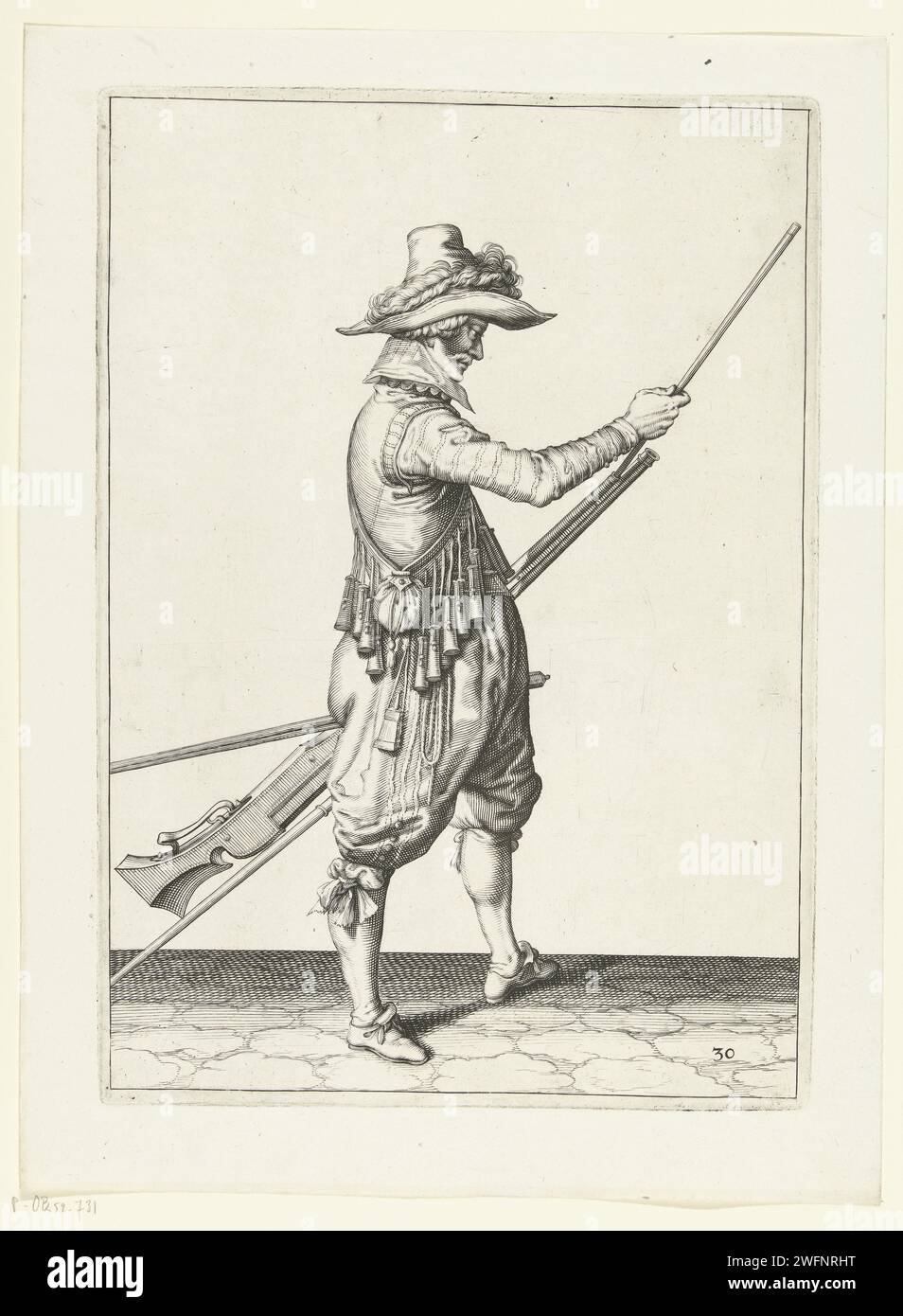 Soldier loading his musket hi-res stock photography and images - Alamy