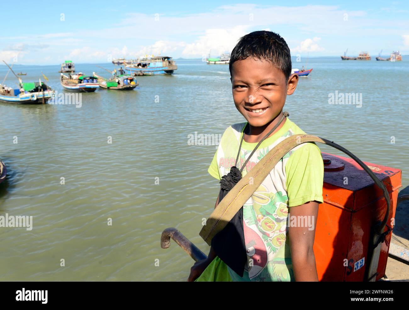 Arakanese boy hi-res stock photography and images - Alamy