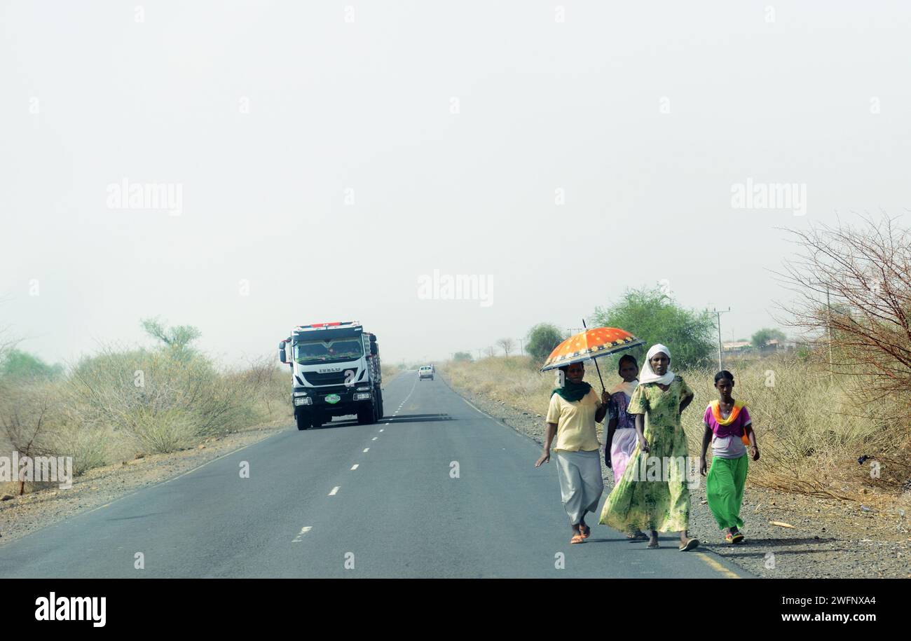 Tigray women hi-res stock photography and images - Alamy