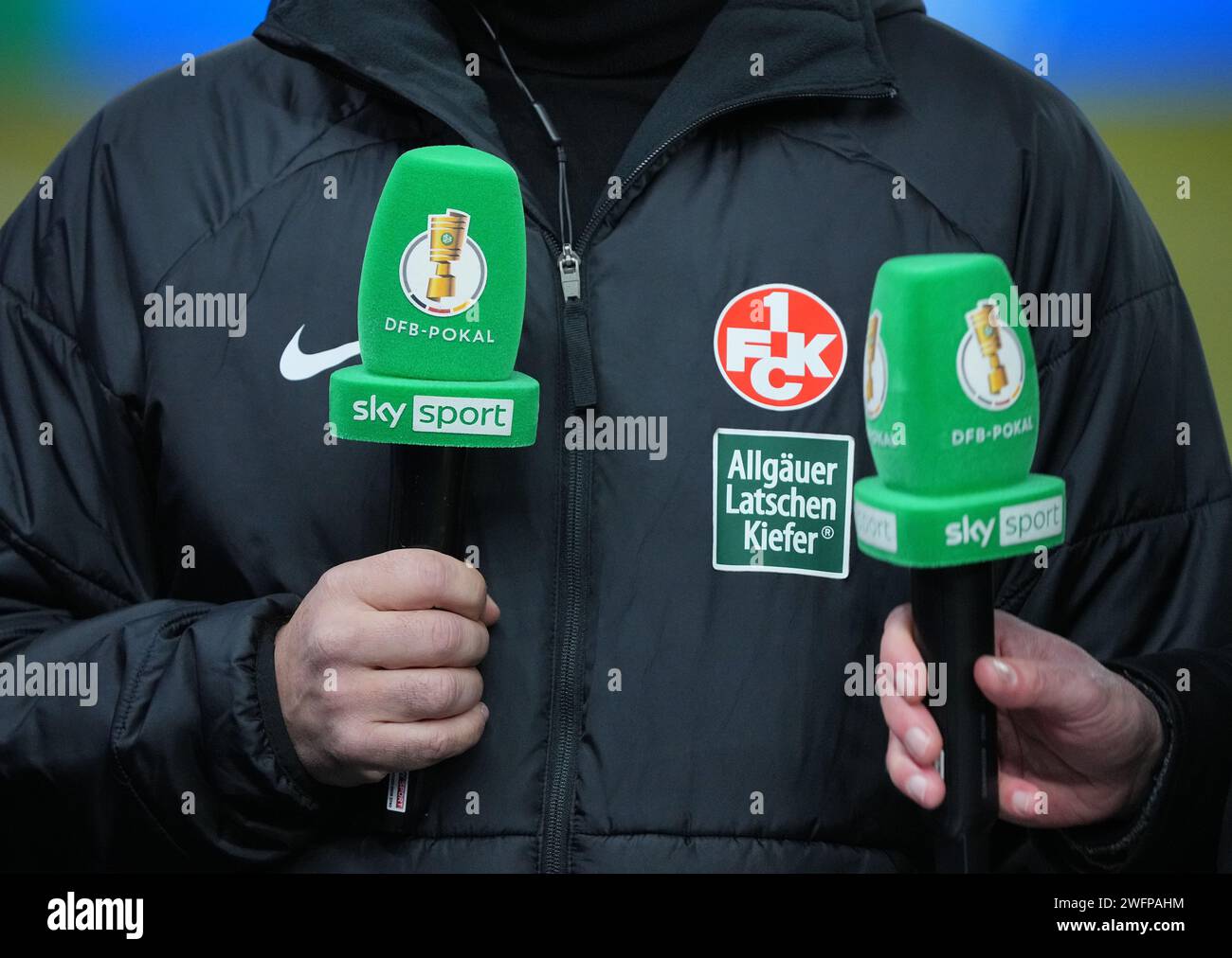 1 fc kaiserslautern logo hi-res stock photography and images - Alamy