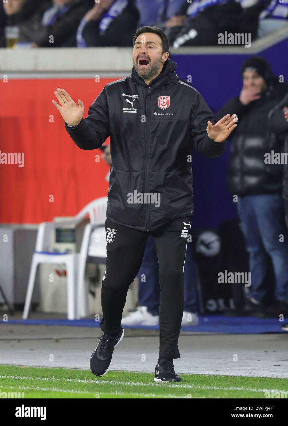 Duisburg, Deutschland. 23rd Jan, 2024. firo: 01/23/2024, soccer ...