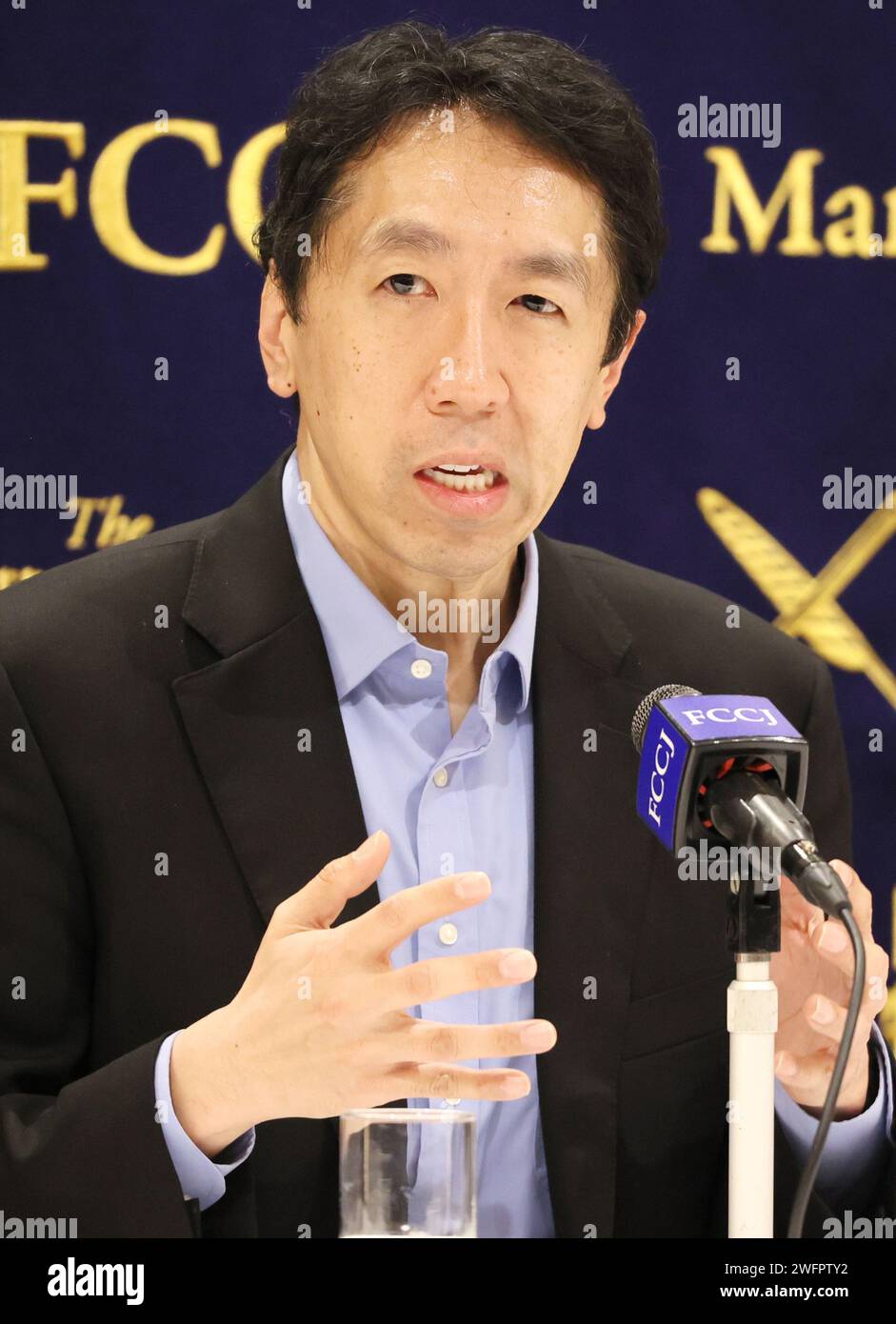 Google brain hi-res stock photography and images - Alamy